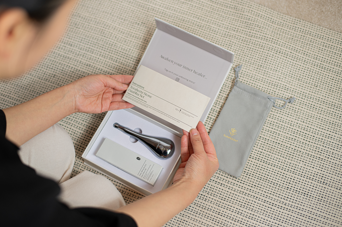Terahertz Stone Meridian Dial Bar and Eye GuaSha Oil Set – sunmooncare
